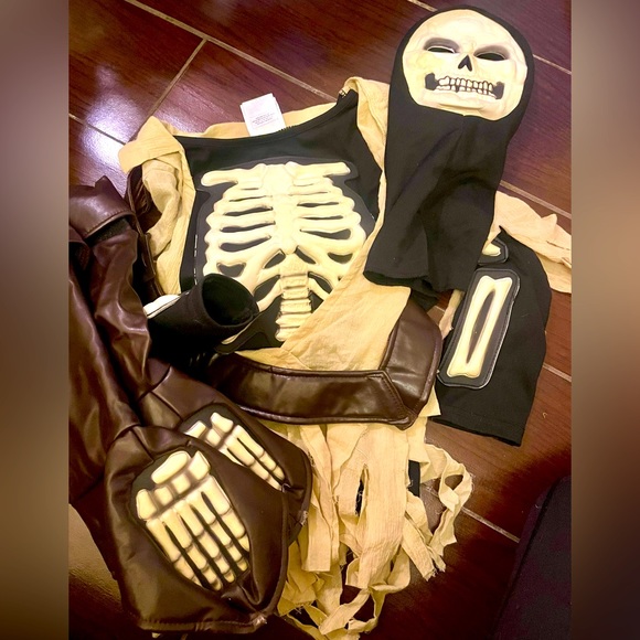 Disney | Costumes | Disney Pirates Of The Caribbean Skeleton Halloween ...